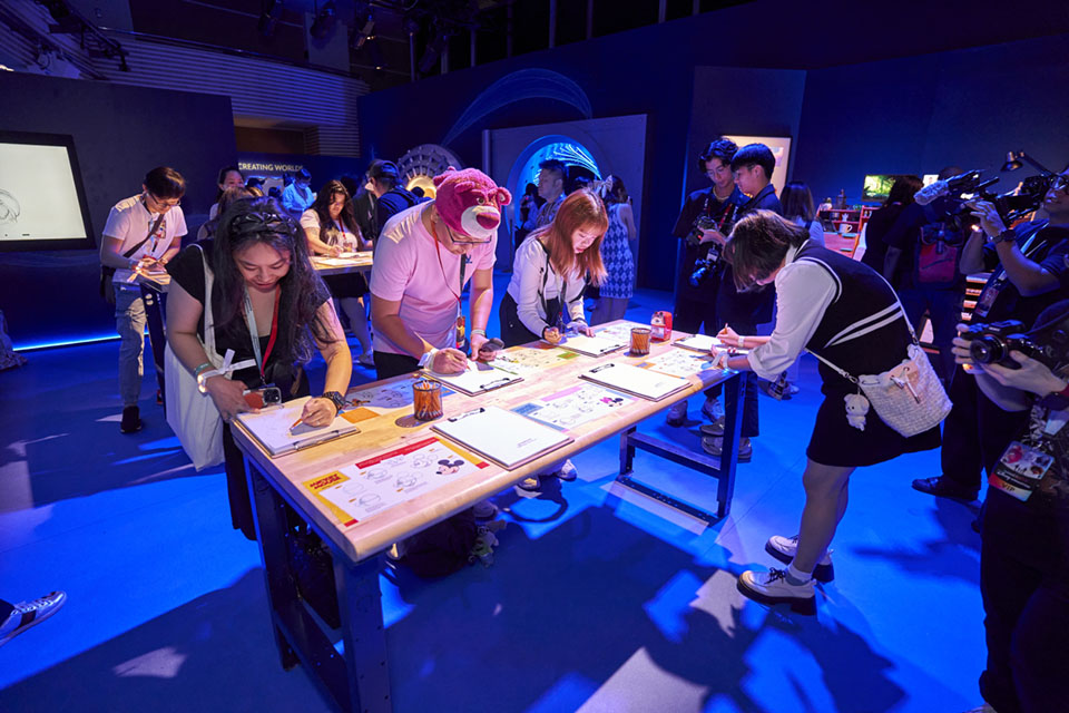 Immersive Disney Animation by Hexogon Solution