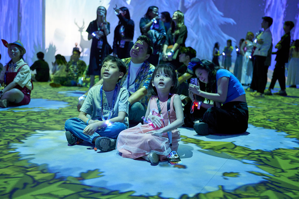 Immersive Disney Animation by Hexogon Solution